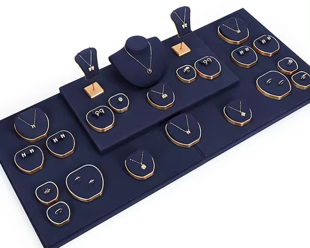 Necklace Stand Microfiber Metal Jewelry Display Props Light Luxury ...